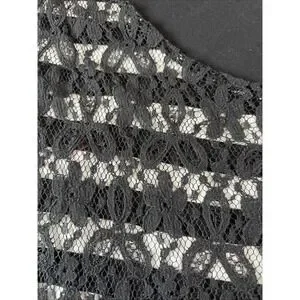 LOFT | Tops | Ann Taylor Loft Top Womens L Black Stripe Sleeveless Lace ...